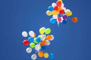 Why Do Helium Balloons Float And The Science Behind It | BearloonSG